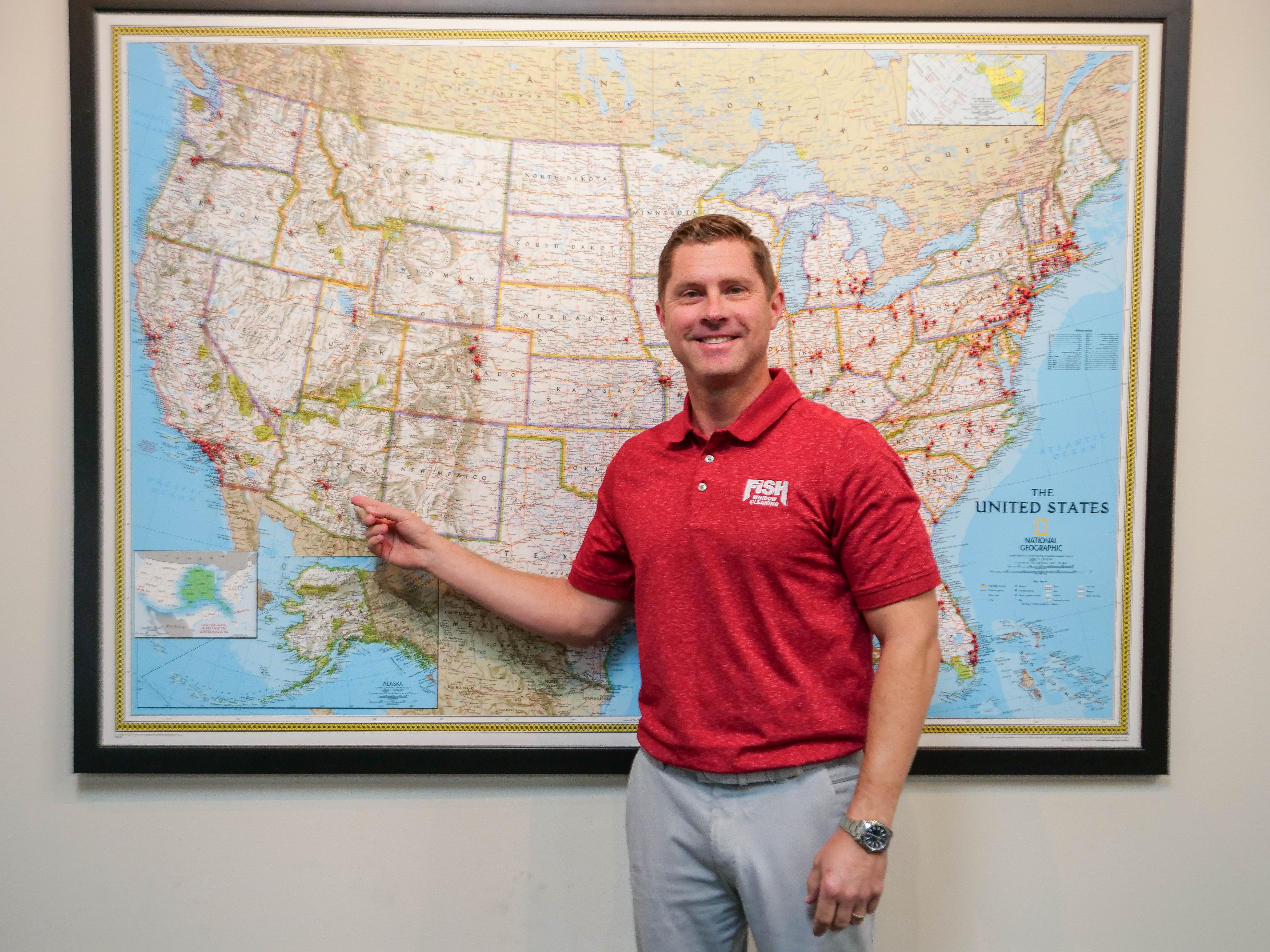 Light Fixture & Chandelier Cleaning Services | Fish Window Cleaning