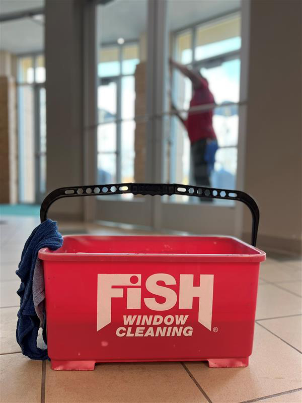 Commercial Window Cleaning Supplies: 12 Types of Equipment Needed ...