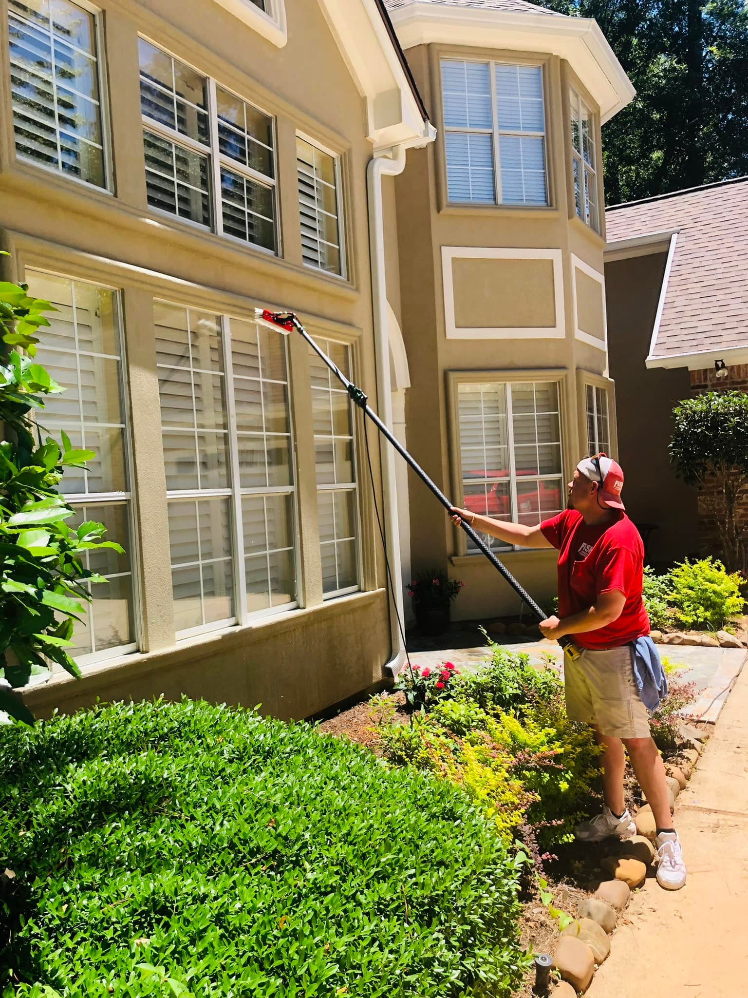 Exterior Window Cleaning: 4 Benefits Clean Windows Have on Your Home ...
